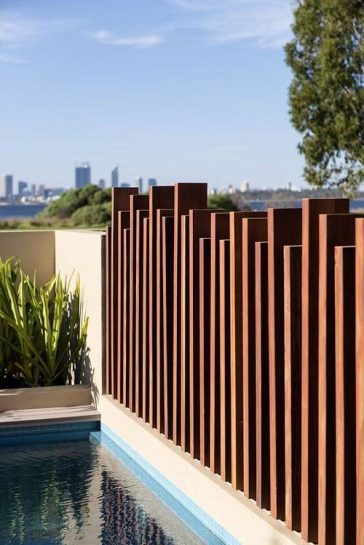 30 Backyard & Garden Fence Decor Ideas - Page 14 - Gardenholic