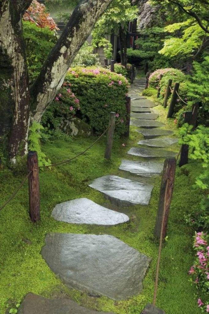 40 Simply Amazing Walkway Ideas For Your Yard - Page 32 - Gardenholic