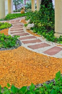 30 Affordable Cheap Walkway Ideas - Page 5 - Gardenholic